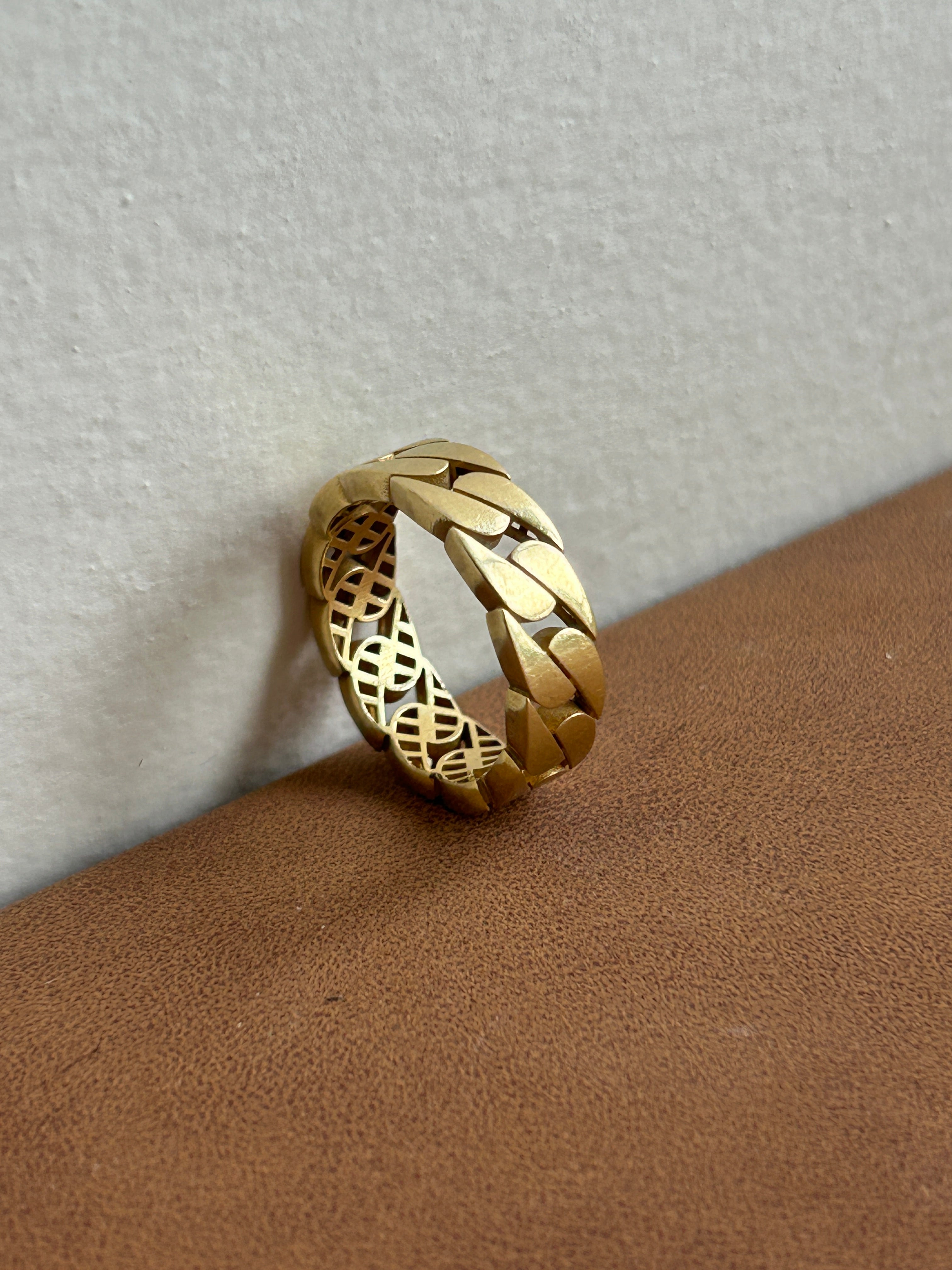 Curb Ring – Mel's Treasures