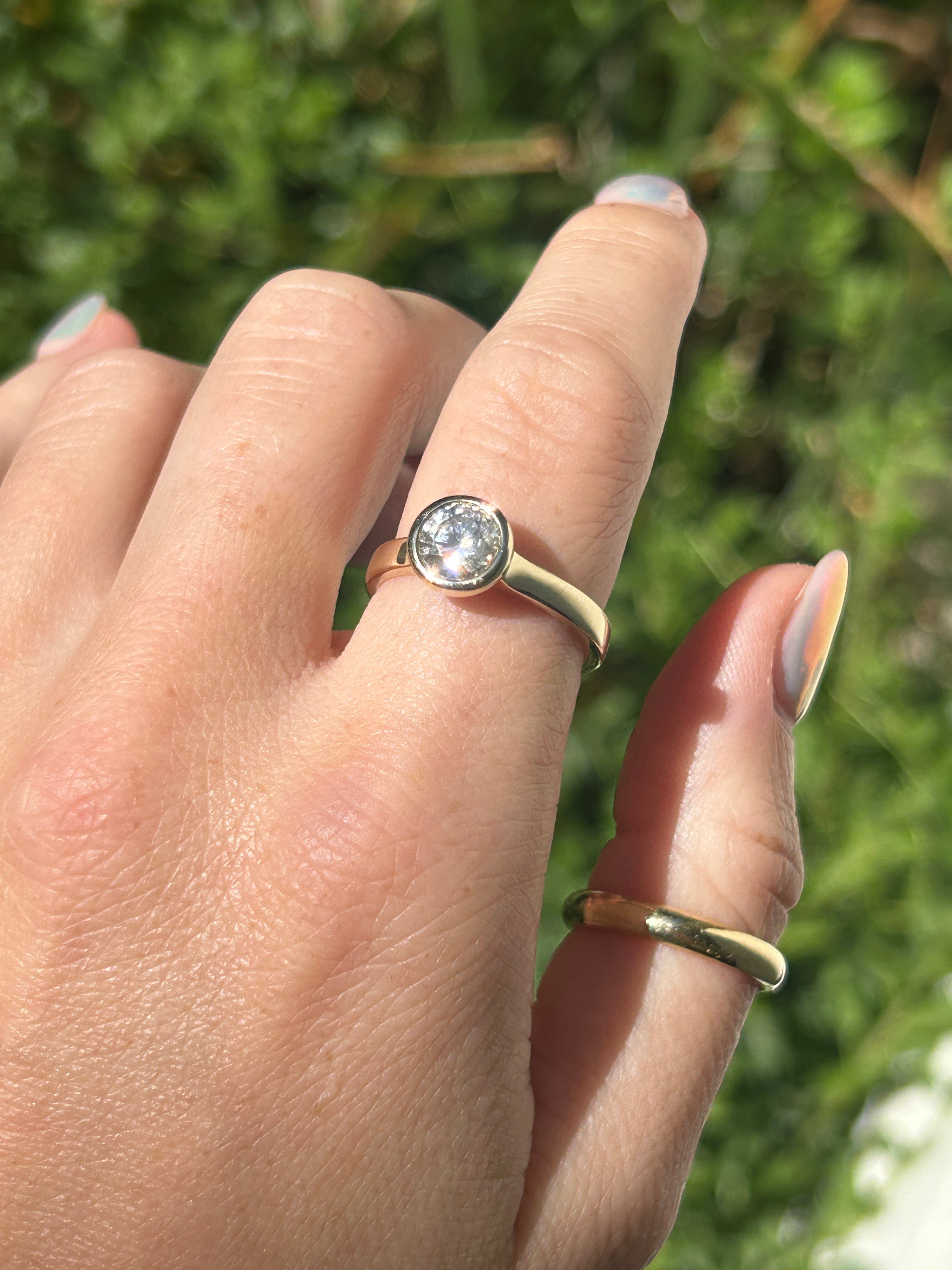 Dazzle Ring – Mel's Treasures