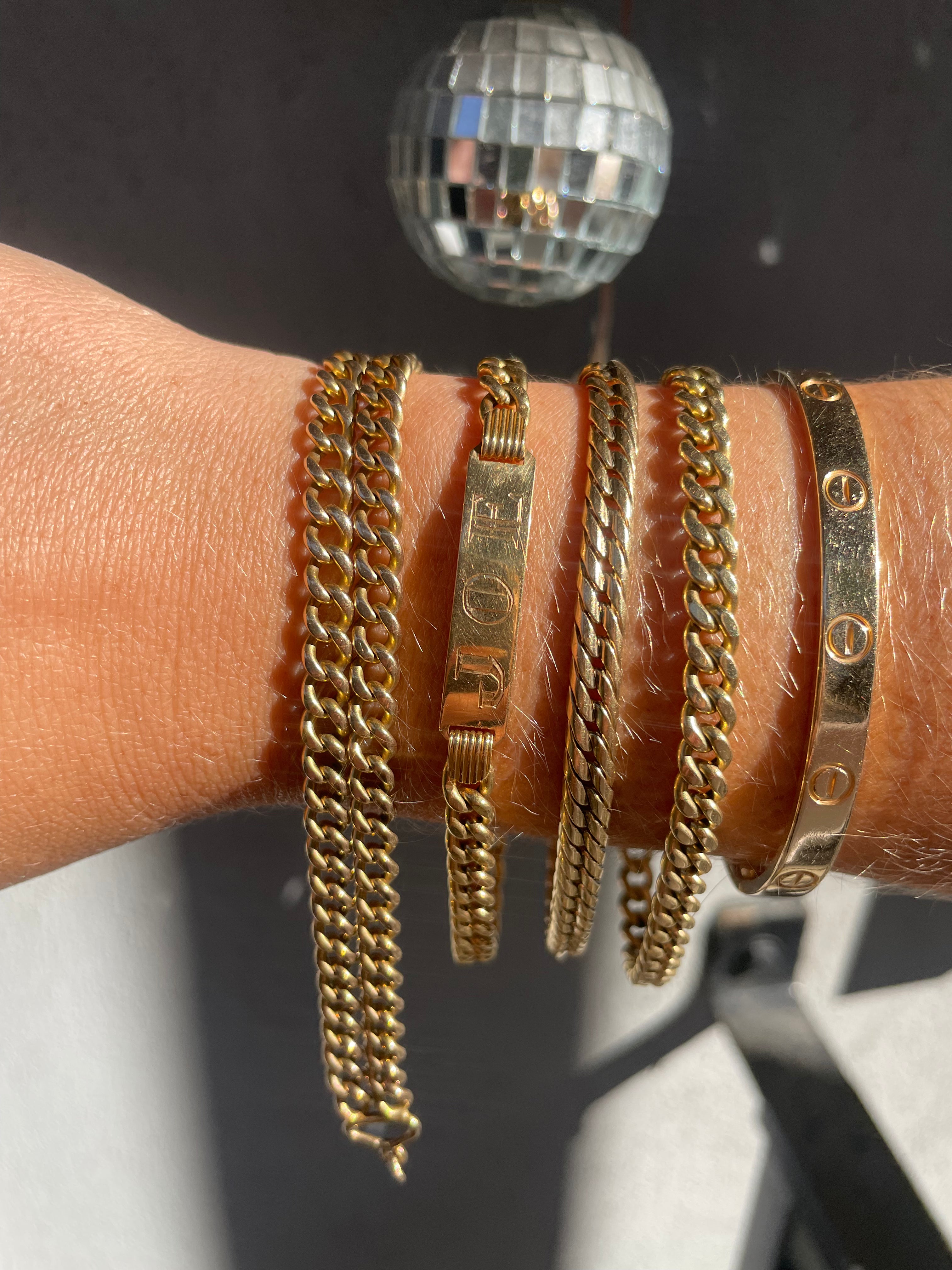 Solid Double Curb – Mel's Treasures