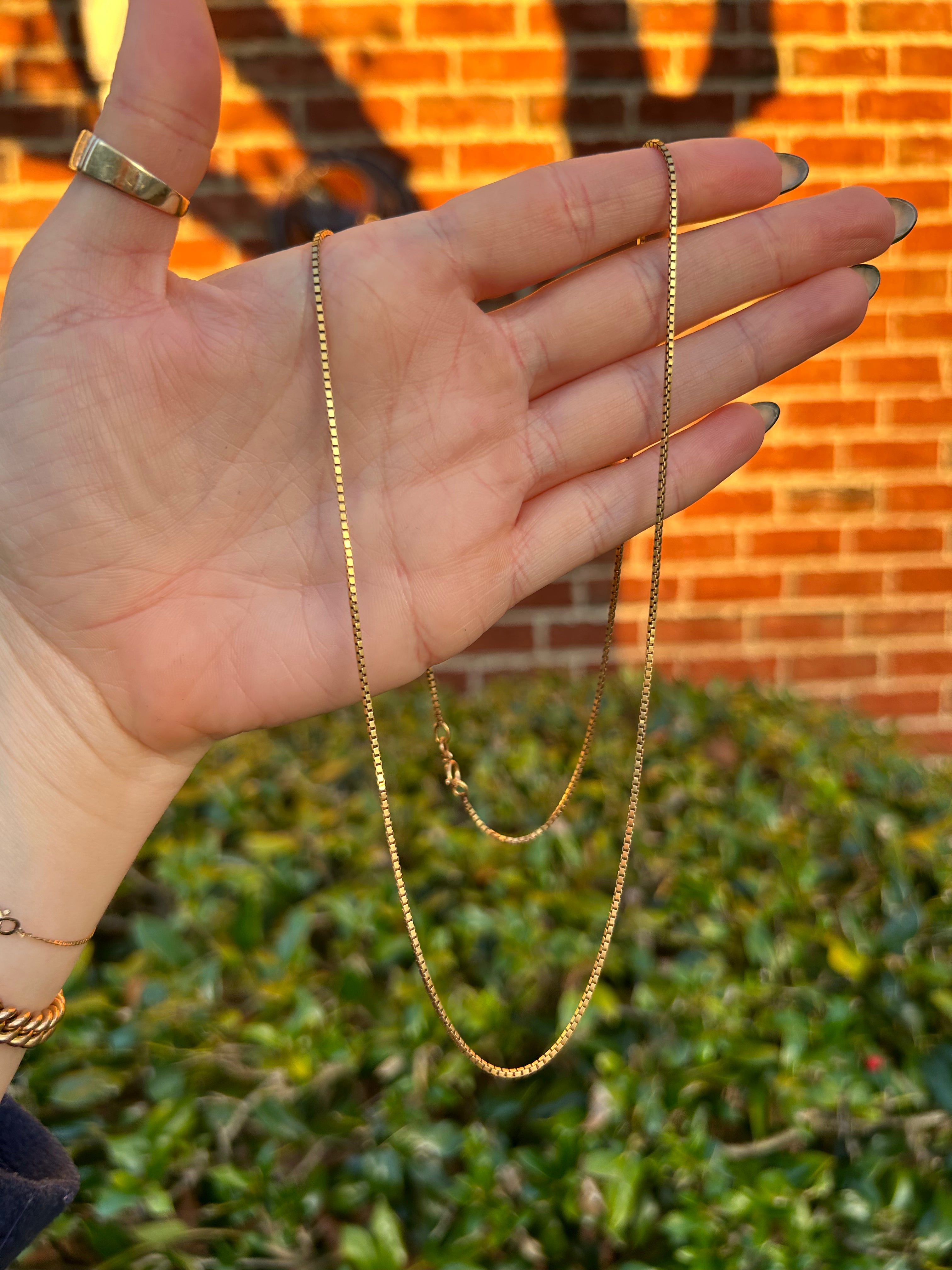 Solid Box Chain – Mel's Treasures